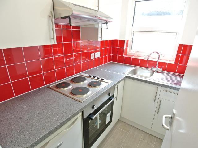Tubbs Road, Willesden Junction NW10 Studio to rent £1,150 pcm £265 pw