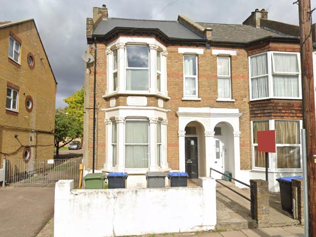 Tubbs Road, Willesden Junction NW10, 2 bed flat to rent, £1,750 pcm | PrimeLocation