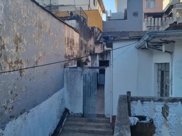 Tucuruvi, bem localizado! Terreno com 250 m² 10x25 Casa com 02 dormitórios, sala, cozinha copa e