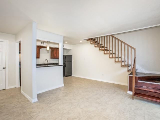 Tucasa Townhomes Studio Apartment for Rent at 1635 Tucasa Dr, Irving, TX 75061