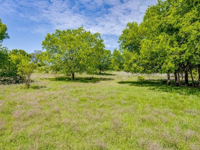 Tucker Dr, Weatherford, TX 76085