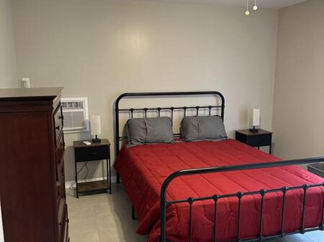 Tucker Home with Dining and Living area. Beautiful & newly renovated