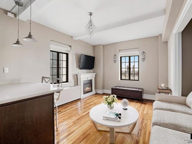 Tudor City Pl Apt,new York, Property For Sale