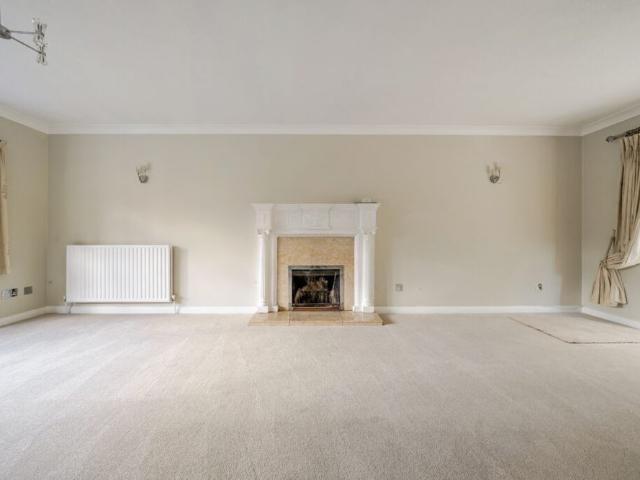 Tudor Close, Grayshott, GU26