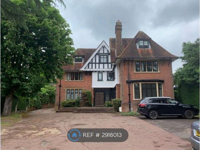 Tudor Gables, Northwood HA6, 2 bed flat to rent, £1,875 pcm | PrimeLocation