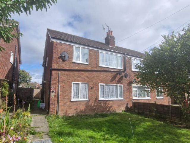 Tudor Road, Nuneaton CV10, 2 bed maisonette to rent, £750 pcm | PrimeLocation