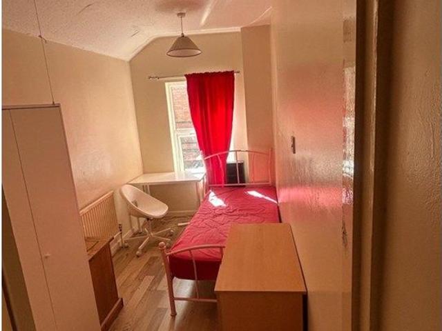 Tudor Road, Leicester LE3, 3 bed terraced house to rent, £1,050 pcm | PrimeLocation