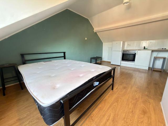 Tudor Road, Leicester LE3, Studio to rent, £600 pcm | PrimeLocation