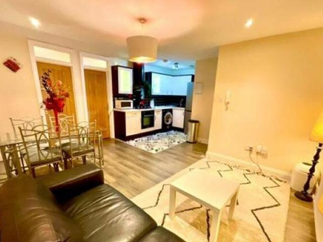 Tudor Street, Cardiff city, 2 Bedroom Apartment