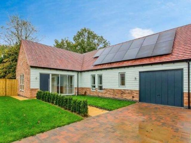 Tulip Close, Frampton, 3 Bedroom Detached