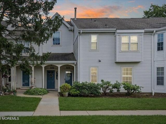 Tulip Ln, Freehold, Condo For Sale