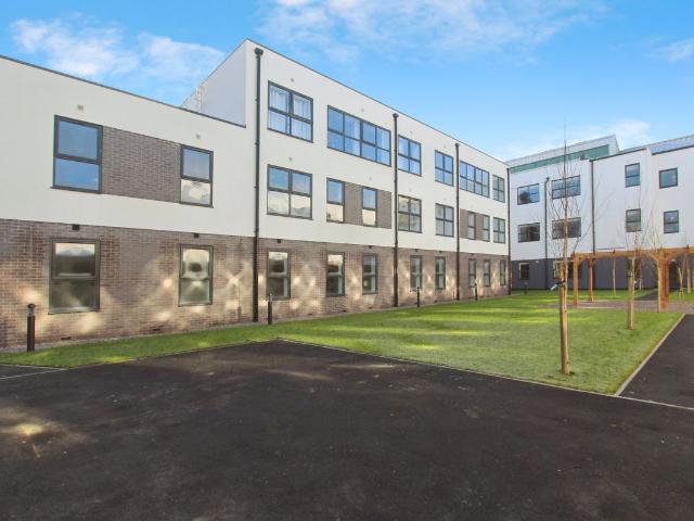 Tulip Street, Beeston, Beeston NG9, 2 bed flat to rent, £1,150 pcm | PrimeLocation