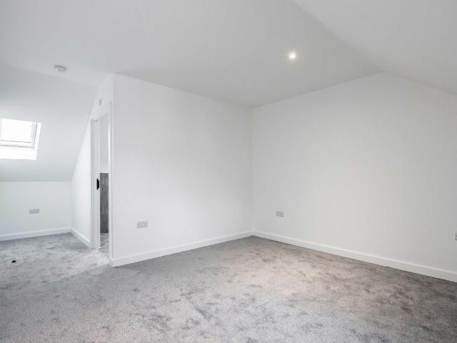 Tulip Street, Beeston NG9, 3 bed semi detached house to rent, £1,600 pcm | PrimeLocation