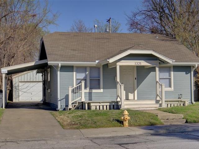 1325 S Delaware Ave, Tulsa, OK 74104
