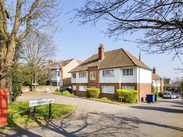Tulse Hill, London SW2, 2 bed flat to rent, £1,875 pcm | PrimeLocation