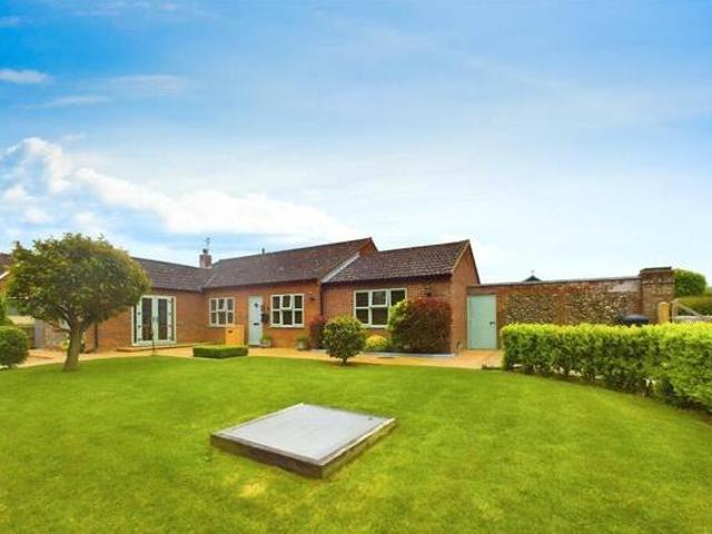 Tuppenny Grove, Baconsthorpe, 5 Bedroom Detached