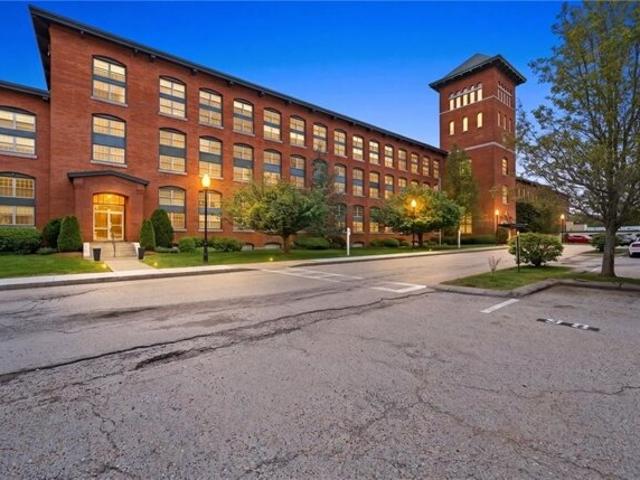Tupperware Dr Unit,north Smithfield, Condo For Sale
