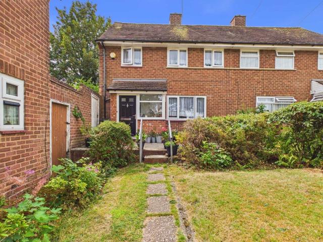 Turves Green, Birmingham, West Midlands B31, 3 bed end terrace house to rent, £1,200 pcm | PrimeLocation