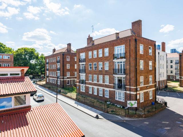 Turin Street, London E2, 3 bed flat to rent, £3,400 pcm | PrimeLocation