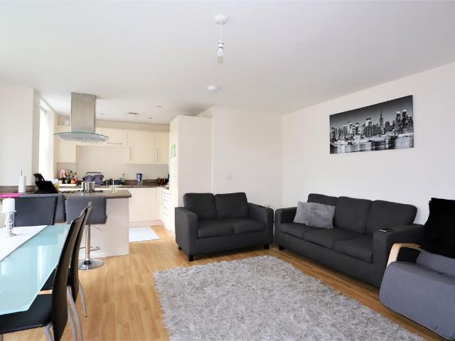 Turing Court, Manchester M11, 2 bed flat to rent, £1,175 pcm | PrimeLocation