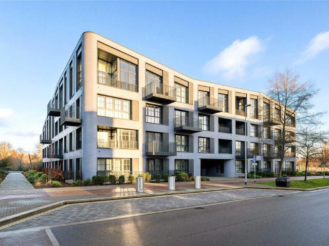 Turing Way, Cambridge, Cambridgeshire 3 bed apartment to rent £2,300 pcm £531 pw