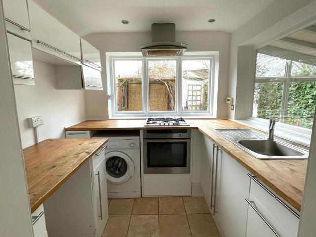 Turkey Street, Enfield EN3 2 bed semi detached house to rent £1,950 pcm £450 pw