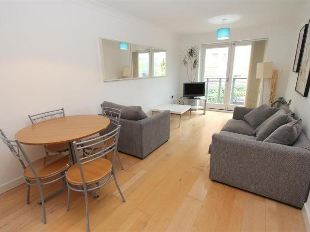 Turlow Court, Leeds LS9, 2 bed flat to rent, £1,050 pcm | PrimeLocation