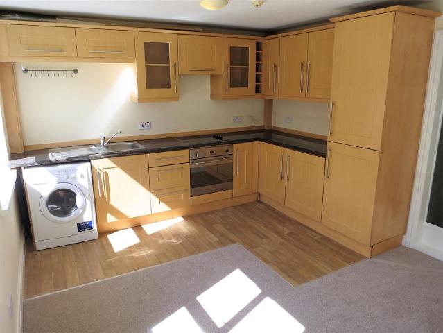 Turncroft Lane, Stockport SK1, 2 bed flat to rent, £895 pcm | PrimeLocation