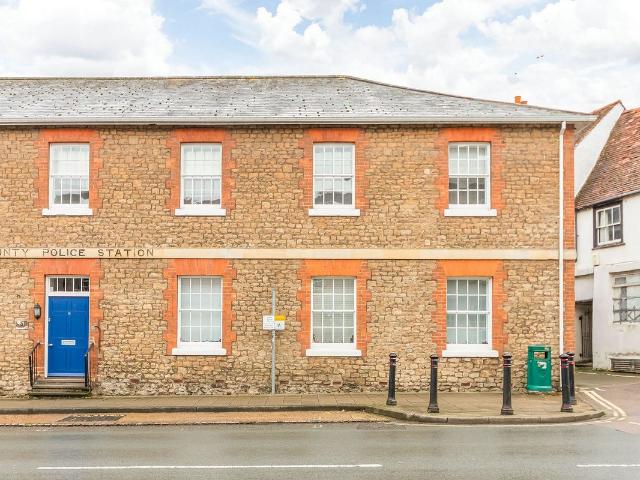 Turnagain Lane, Abingdon OX14, 2 bed flat to rent, £1,650 pcm | PrimeLocation