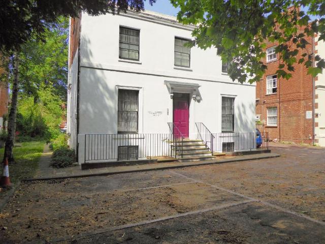 Turnberry Court, Muirfield Close, Reading RG1, 1 bed flat to rent, £1,299 pcm | PrimeLocation
