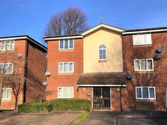 Turnberry Court, Watford, 2 Bedroom Flat