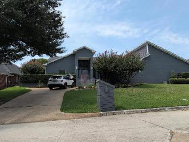 Turnberry Dr
