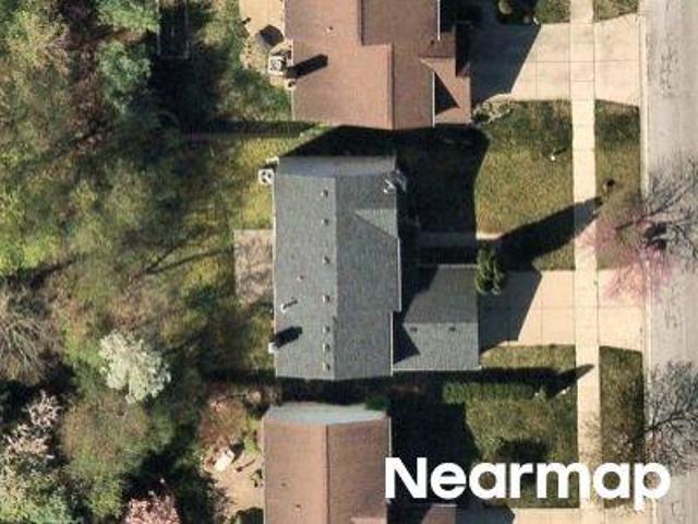 Turnberry Ln