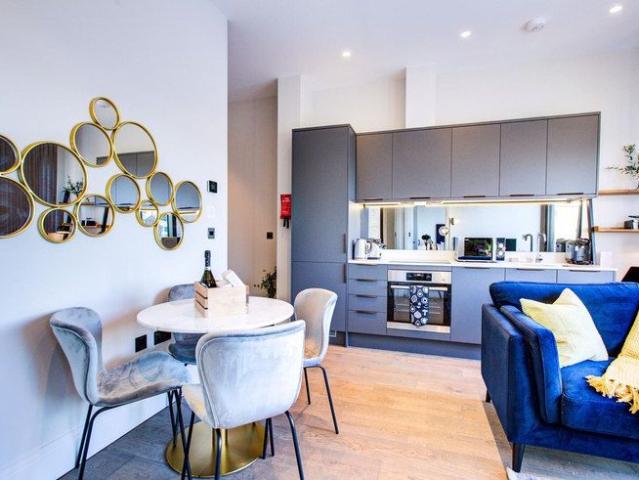 Turnberry Quay