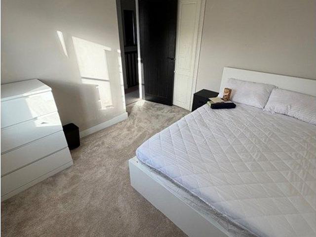 Turnbury Close, London SE28, Room to rent, £1,150 pcm | PrimeLocation