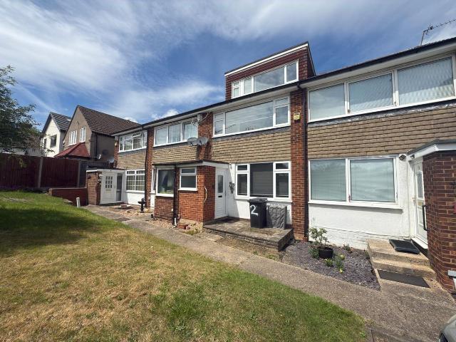 Turner Close, Hayes UB4, 6 bed terraced house to rent, £5,500 pcm | PrimeLocation