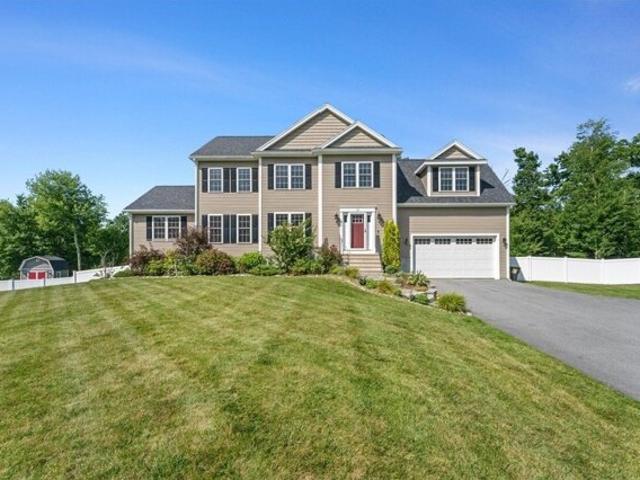 Turner Farm Rd, Uxbridge, Home For Sale