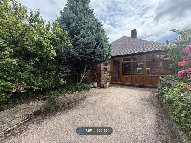 Turner Road, Stockport SK6, 2 bed bungalow to rent, £1,400 pcm | PrimeLocation