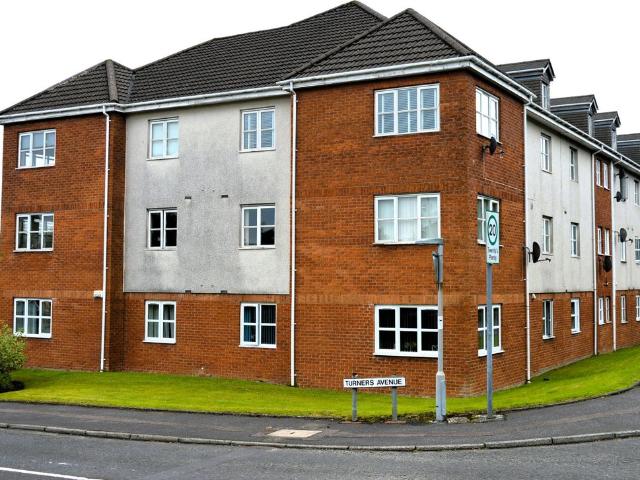 Turners Avenue, Paisley PA1, 2 bed flat to rent, £850 pcm | PrimeLocation