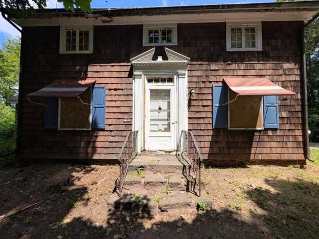 Turners Falls Rd, Greenfield, Home For Sale