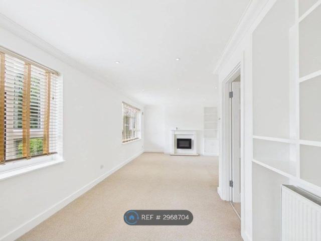 Turners Hill, Hemel Hempstead HP2, 3 bed maisonette to rent, £2,200 pcm | PrimeLocation