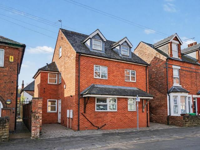 Turney Street, Nr Trent Bridge, Nottingham NG2, 4 bed semi detached house to rent, £1,250 pcm | PrimeLocation