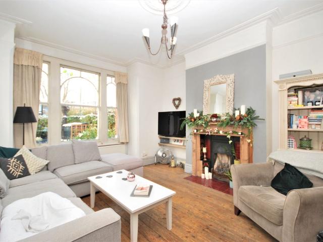 Turney Road, London SE21, 2 bed flat to rent, £2,400 pcm | PrimeLocation