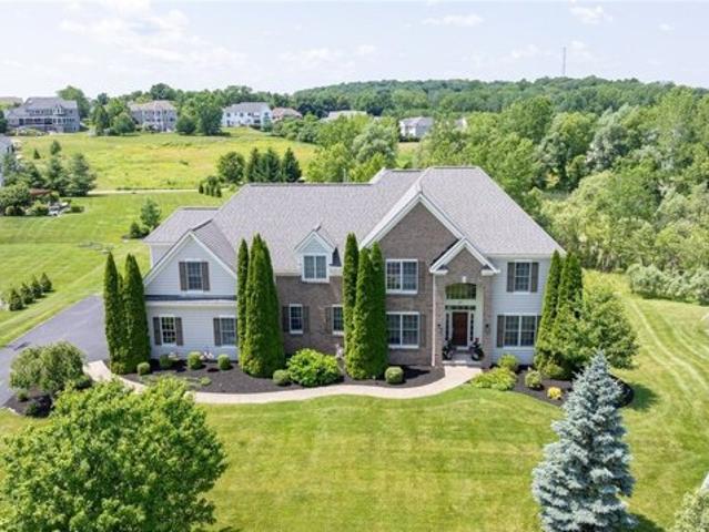 Turning Leaf Dr, Pittsford, Home For Sale