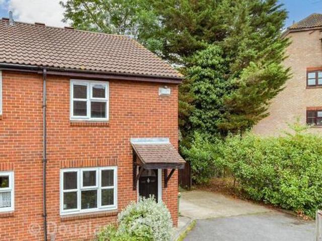 Turnstone Close, Plaistow, 3 Bedroom End