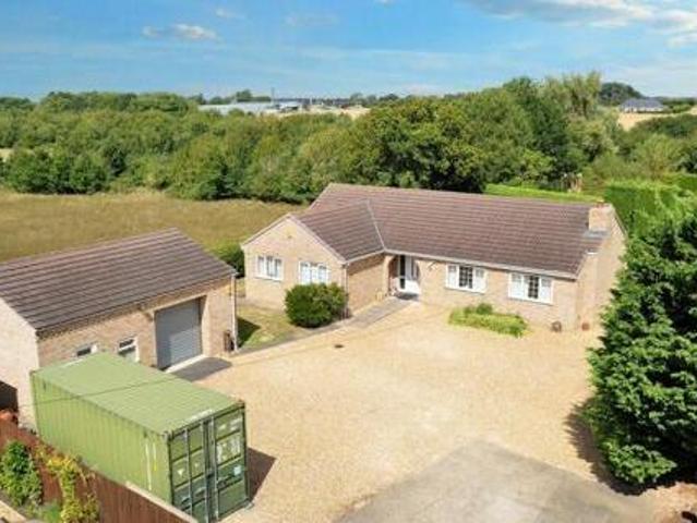 Turnpike Close, Doddington, 4 Bedroom Bungalow