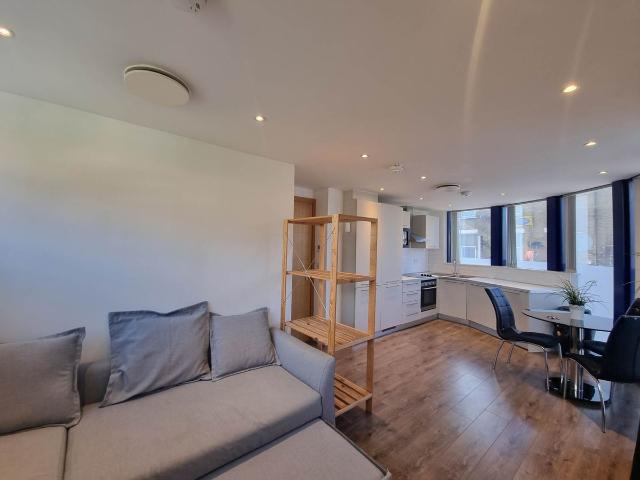 Turnpike Lane, London N8, 1 bed flat to rent, £1,750 pcm | PrimeLocation