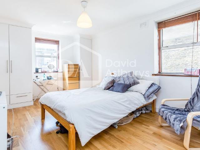 Turnpike Lane, Turnpike Lane, London N8, 2 bed flat to rent, £2,450 pcm | PrimeLocation