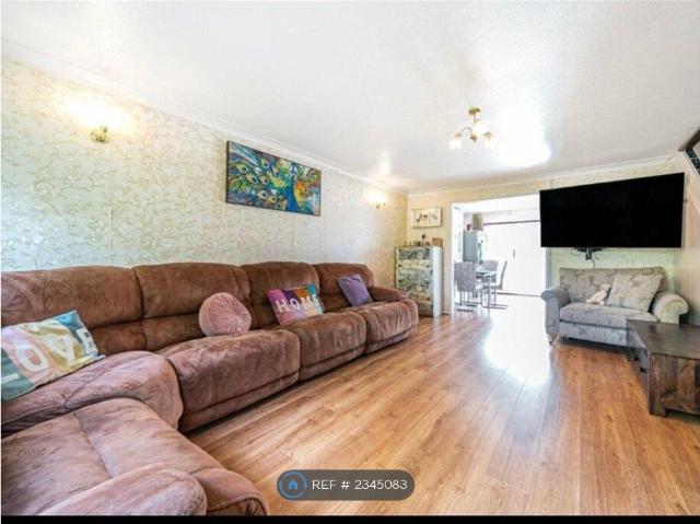 Turnpike Link, Croydon CR0, 3 bed terraced house to rent, £2,500 pcm | PrimeLocation