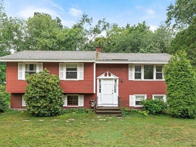 Turnpike Rd, Chelmsford, Home For Sale